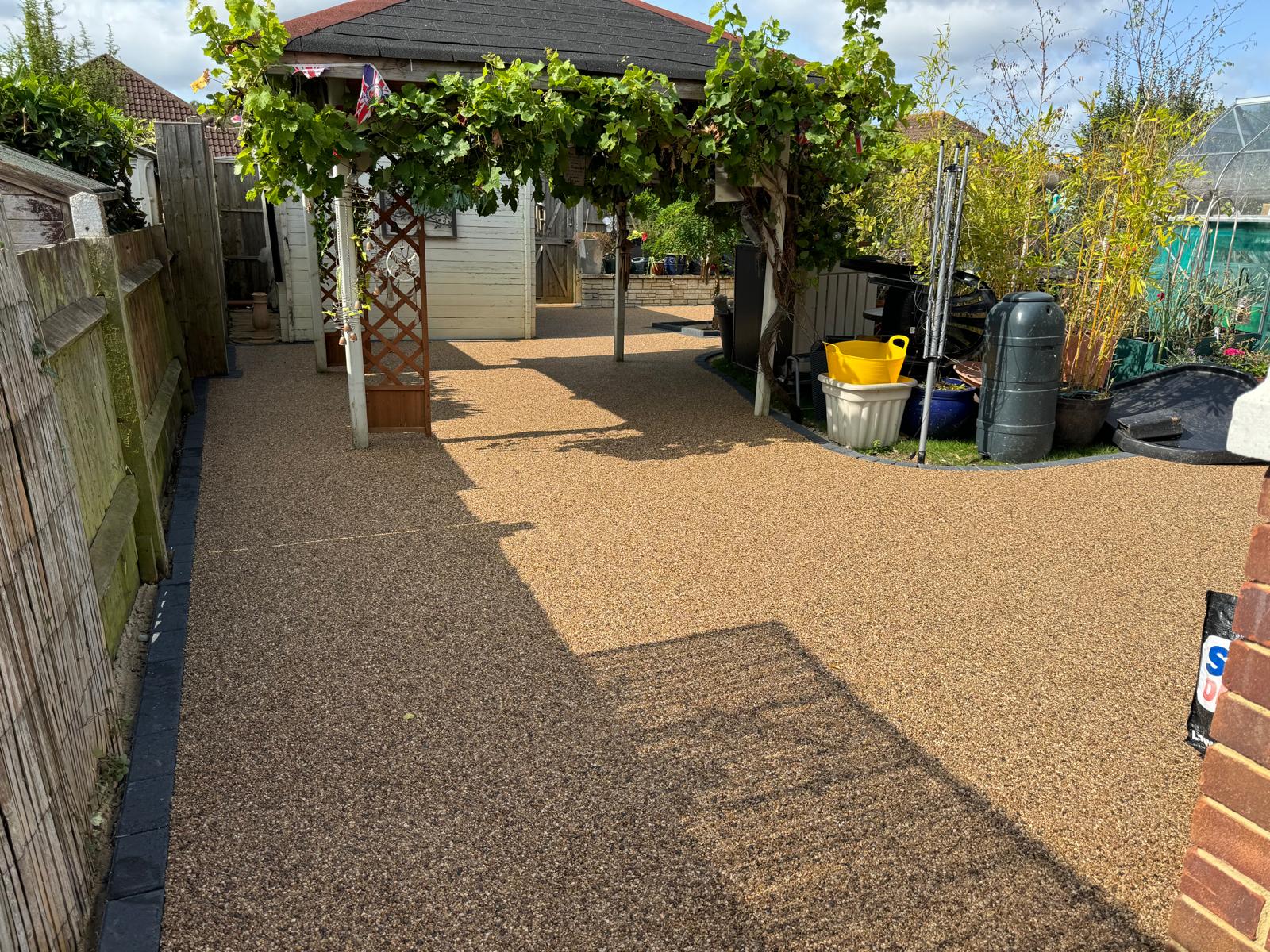 Resin Driveway Installers Reigate | Resin Bonded & Resin Bound Specialists